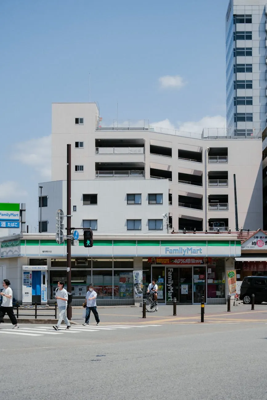Fukuoka photography guide: yatai, waterfront, and street light